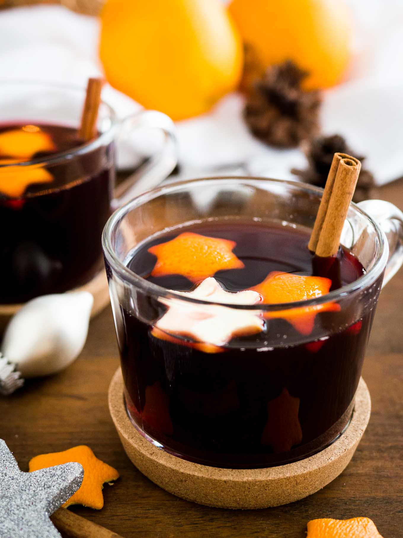 Spiced Grape Holiday Punch Recipe | Plated Cravings
