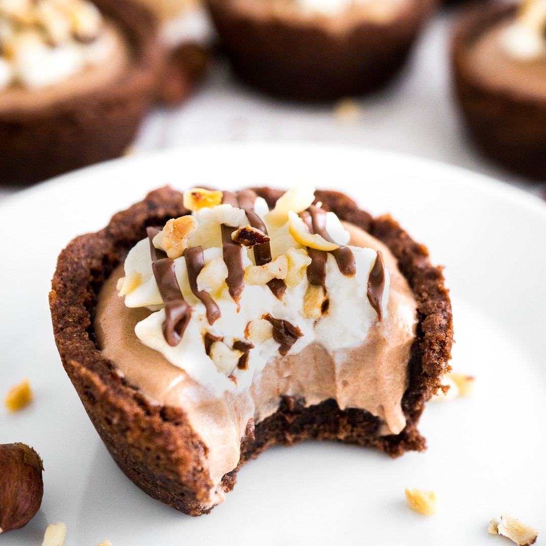 Nutella Mousse Cookie Cups Recipe (Chocolate Cookie Cups with Nutella)