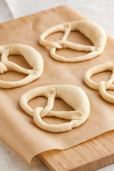 Bavarian Pretzels {Authentic German Pretzel Recipe}